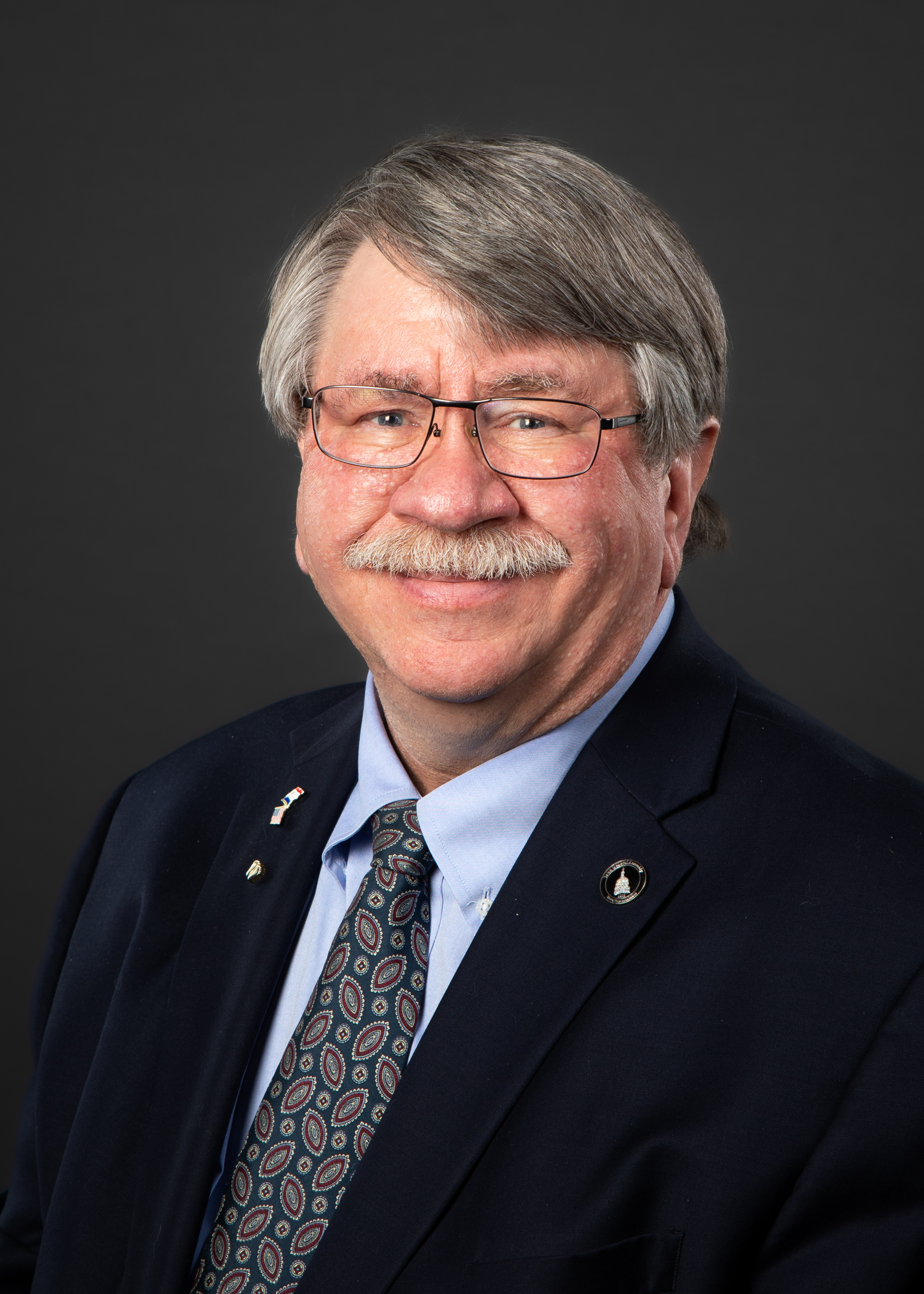 Bill seeks prison time for falsely claiming academic credentials ...