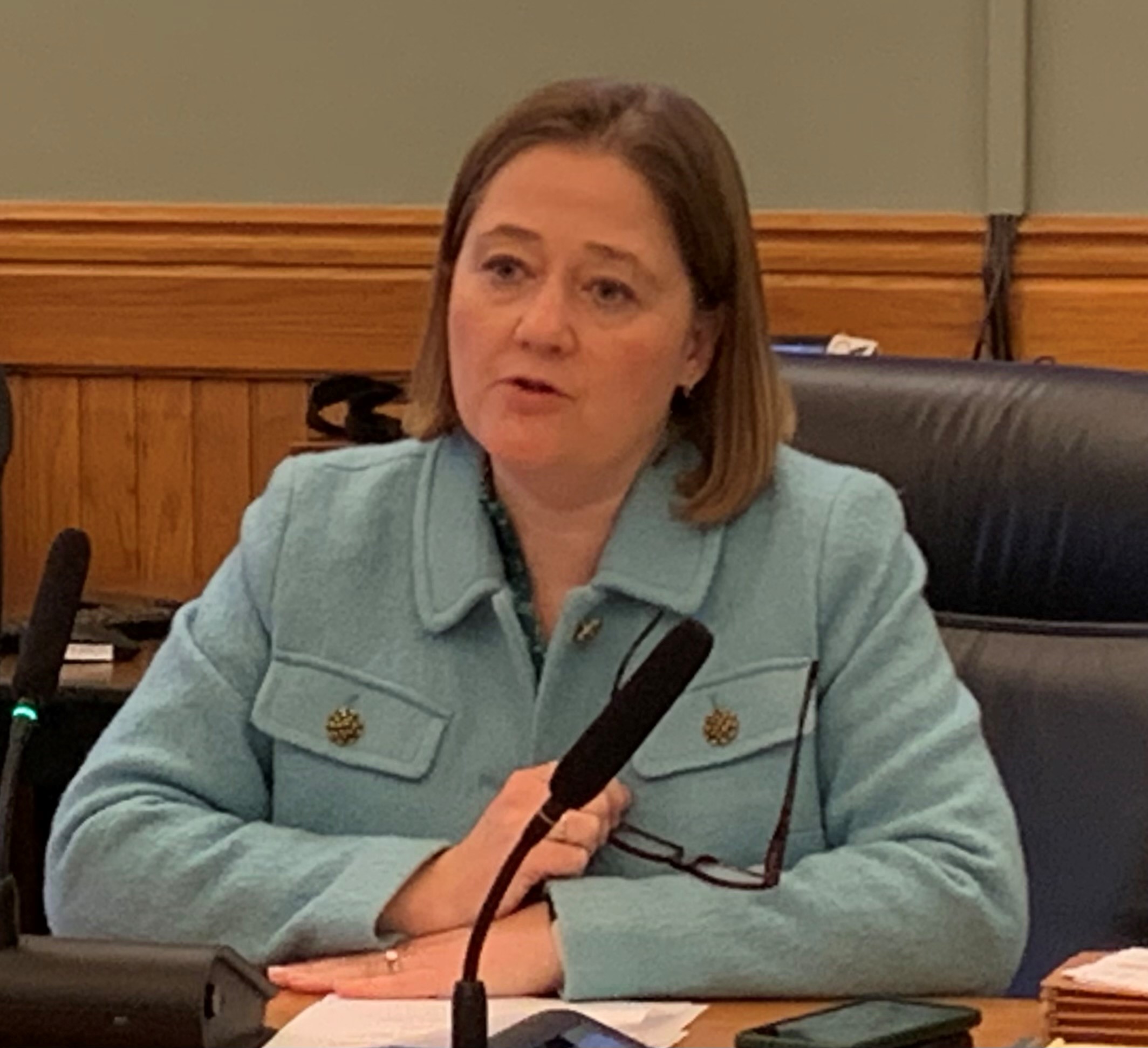 Iowa Attorney General joins call for changes in Instagram mapping ...