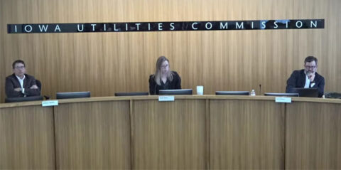 People for and against the Summit Carbon Pipeline speak to Iowa ...